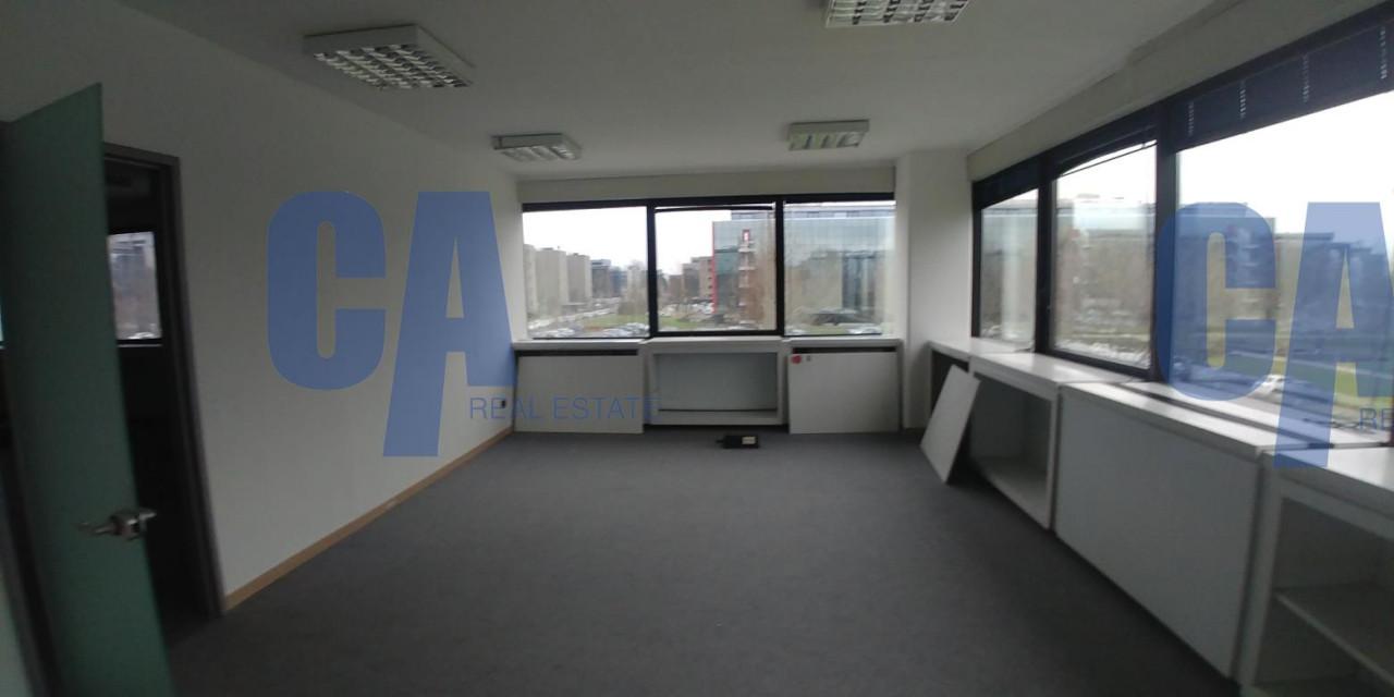 Ufficio in affitto a Assago