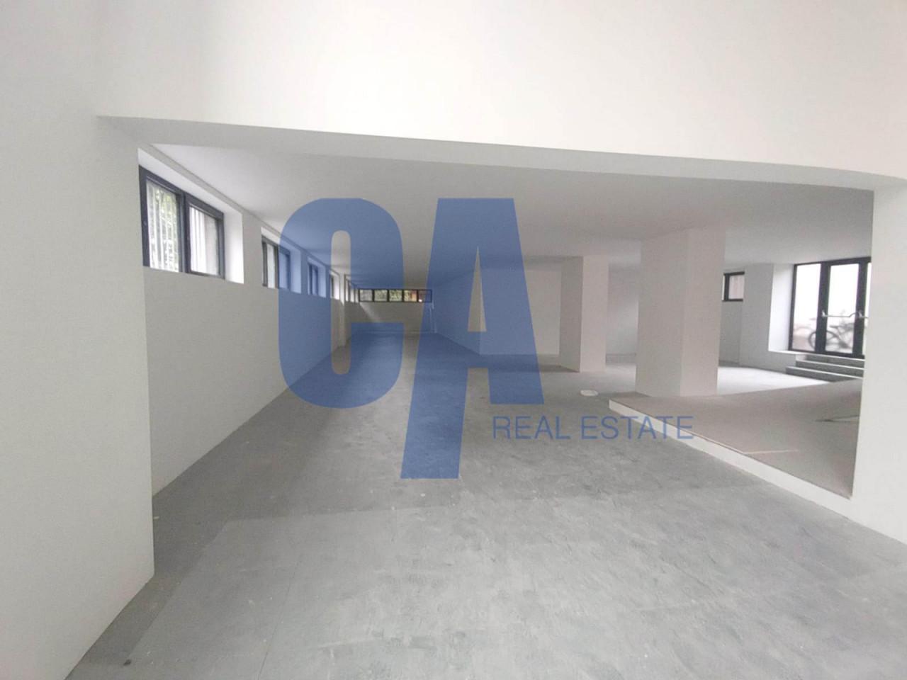 Negozio in affitto a Milano