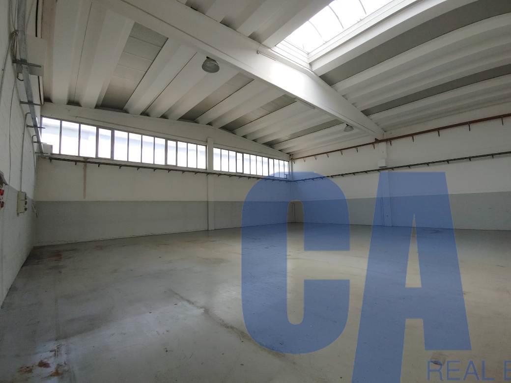 Laboratorio in vendita a Vimodrone