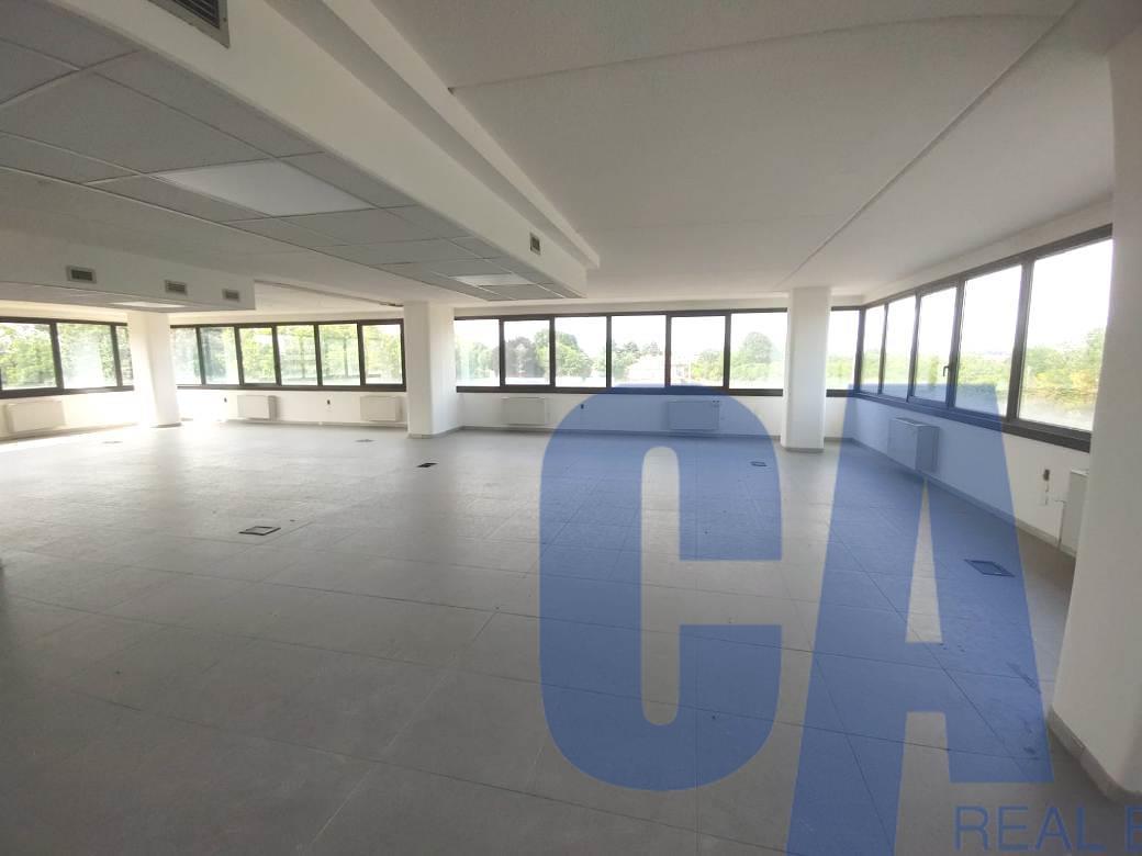 Ufficio in affitto a Agrate Brianza