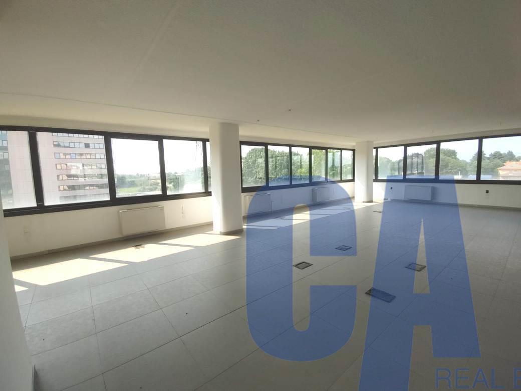 Ufficio in affitto a Agrate Brianza