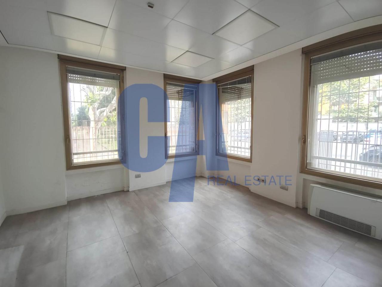 Ufficio in affitto a Milano