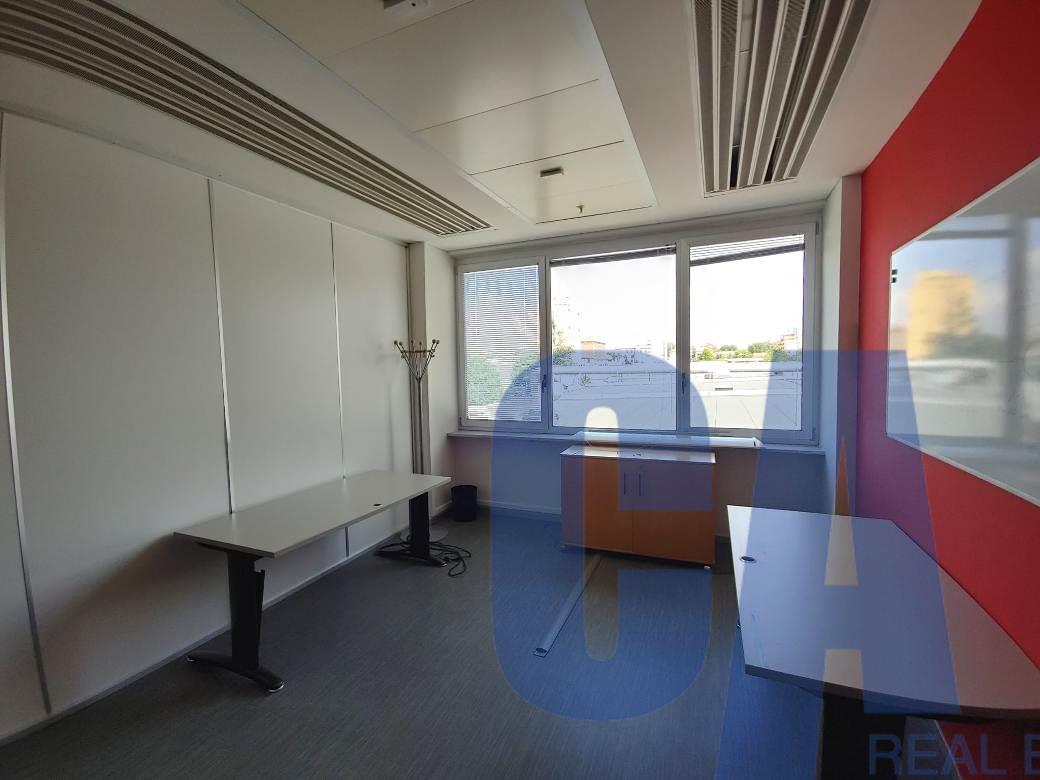 Ufficio in affitto a Monza