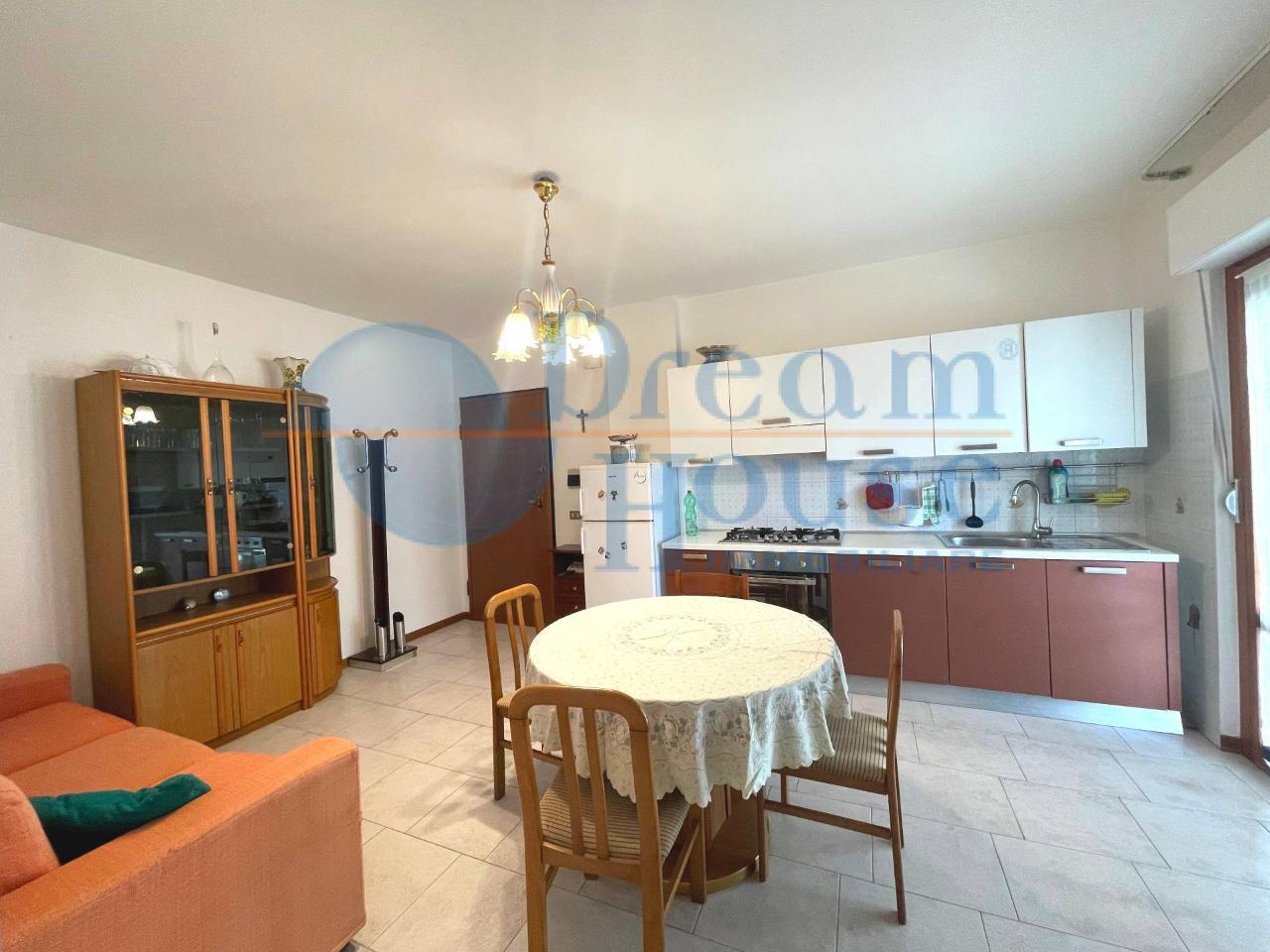 Appartamento in vendita a Alba Adriatica