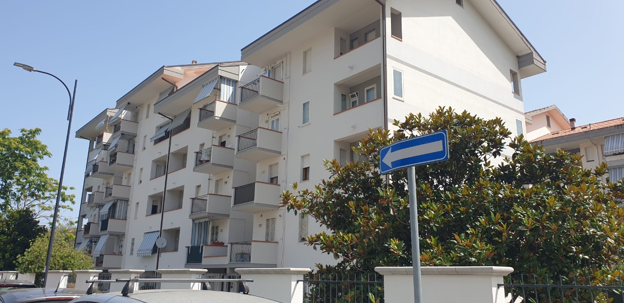 Appartamento in vendita a Pescara