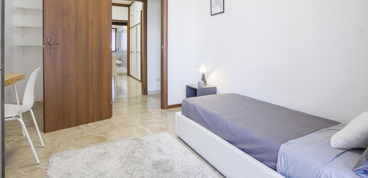 Stanza/Camera in affitto a Milano