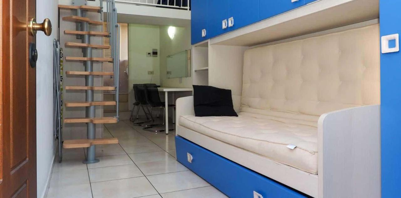 Stanza/Camera in affitto a Milano