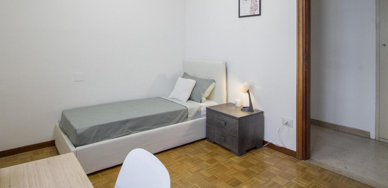 Stanza/Camera in affitto a Milano