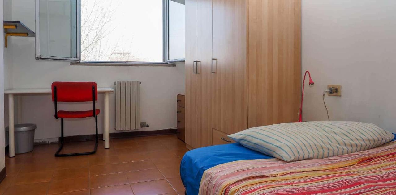 Stanza/Camera in affitto a Milano