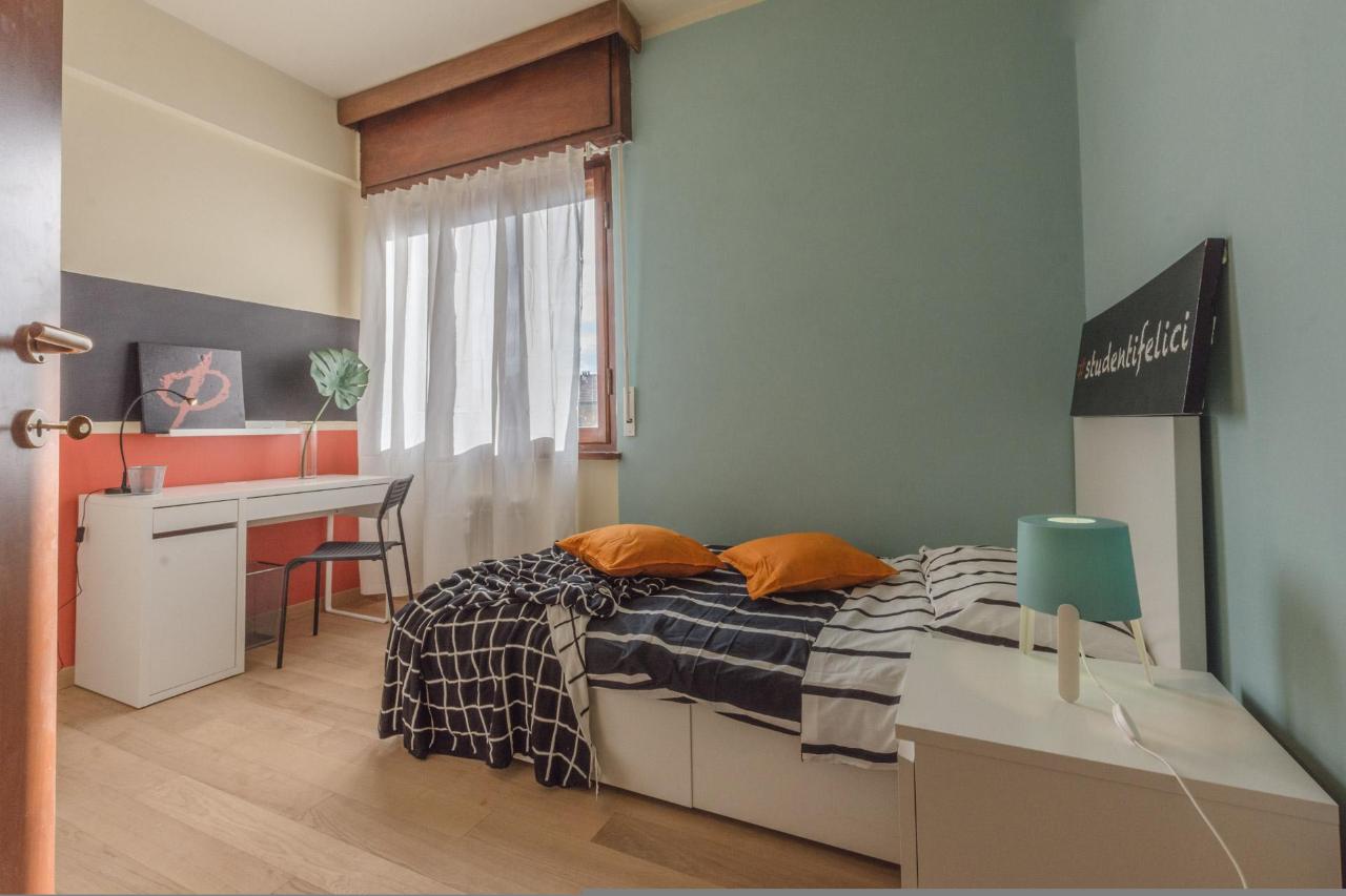 Stanza/Camera in affitto a Pisa