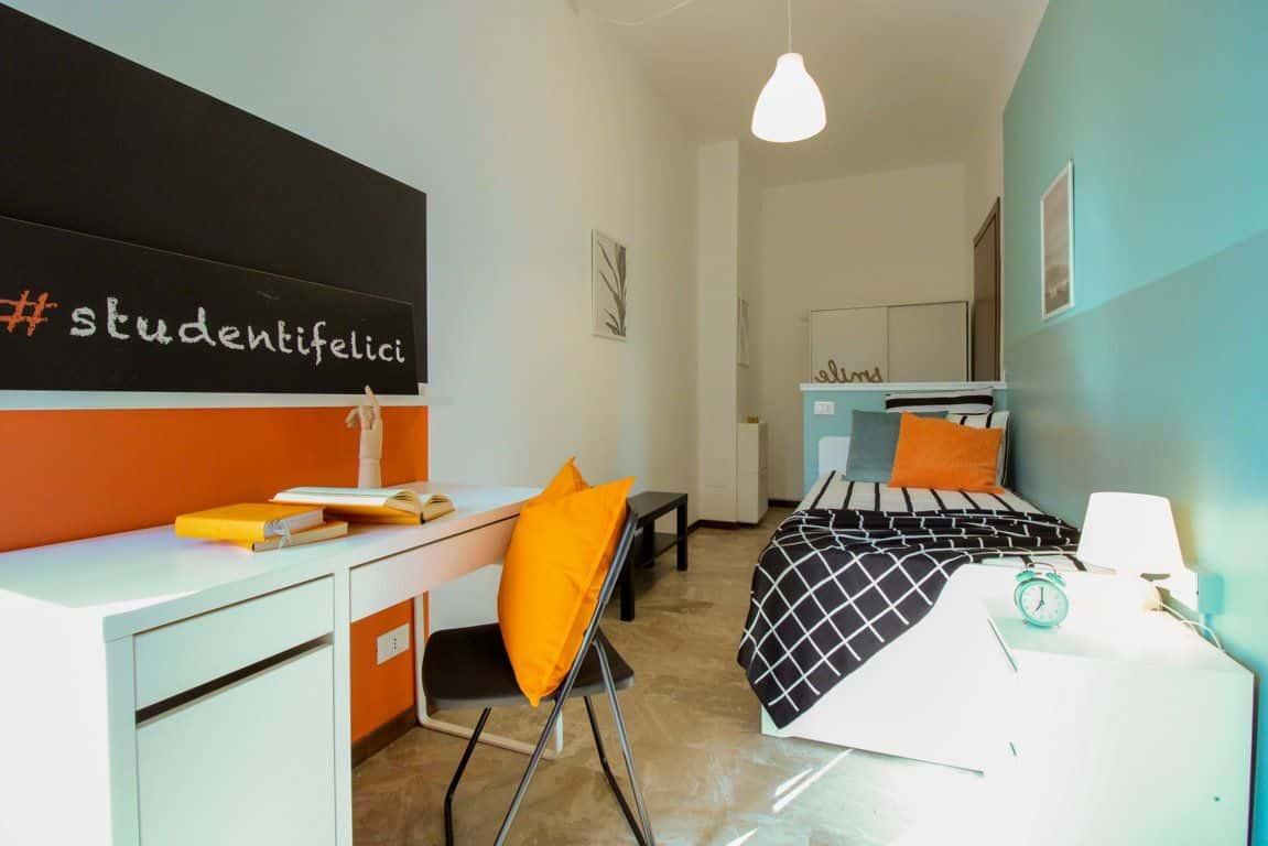 Stanza/Camera in affitto a Modena