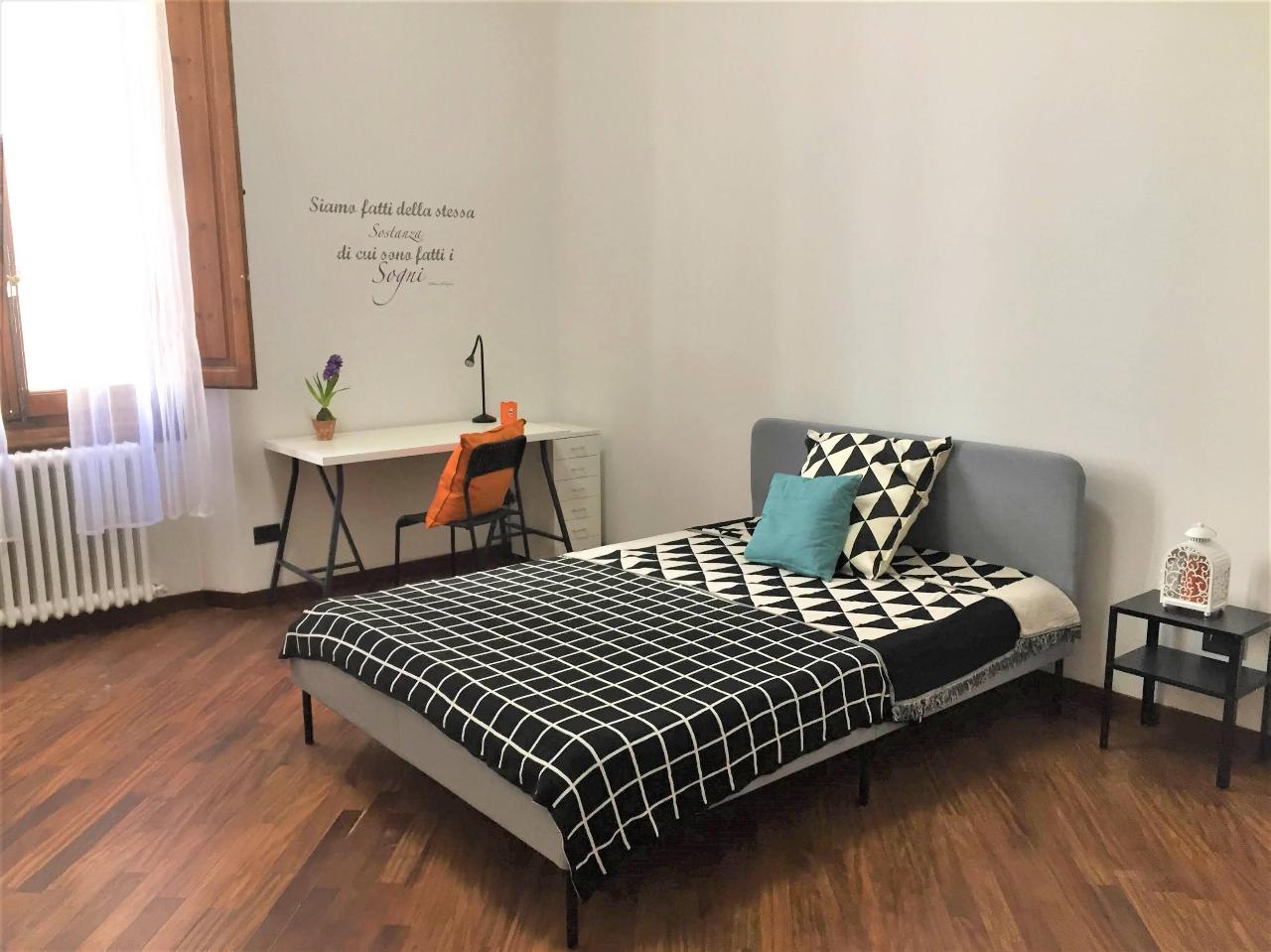 Stanza/Camera in affitto a Firenze