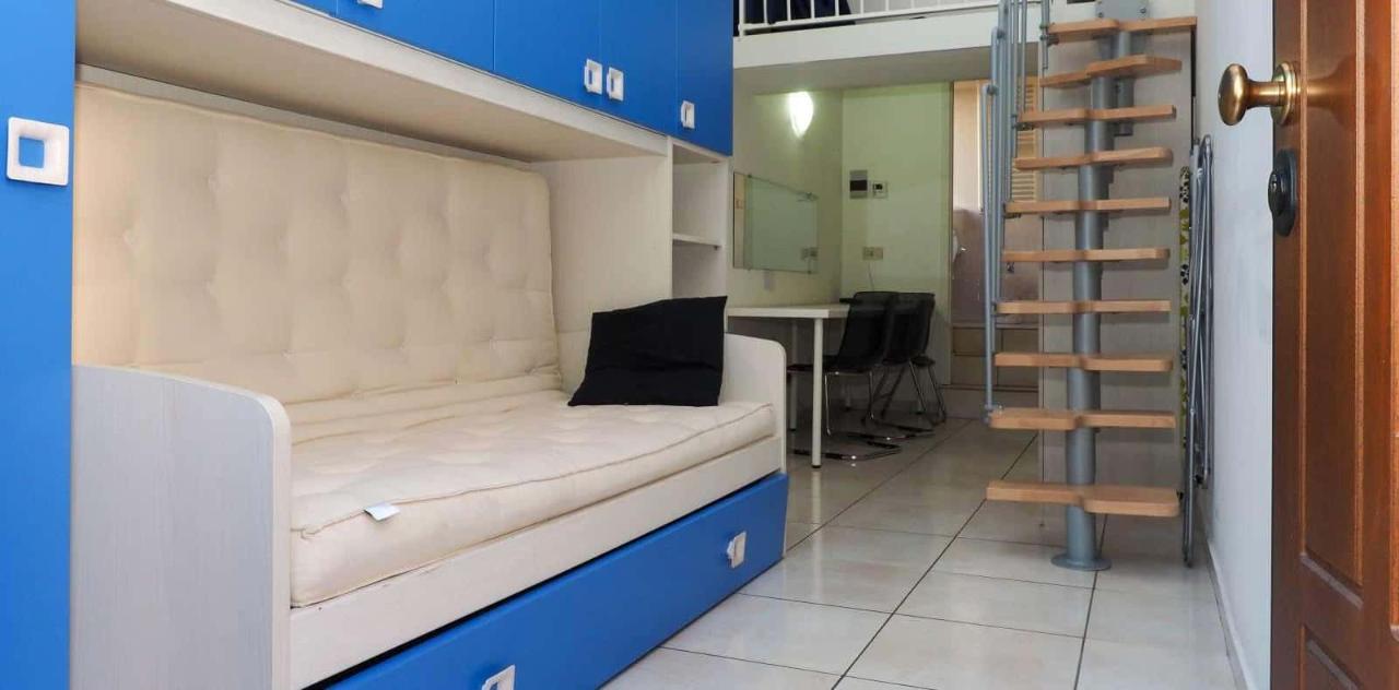 Stanza/Camera in affitto a Milano