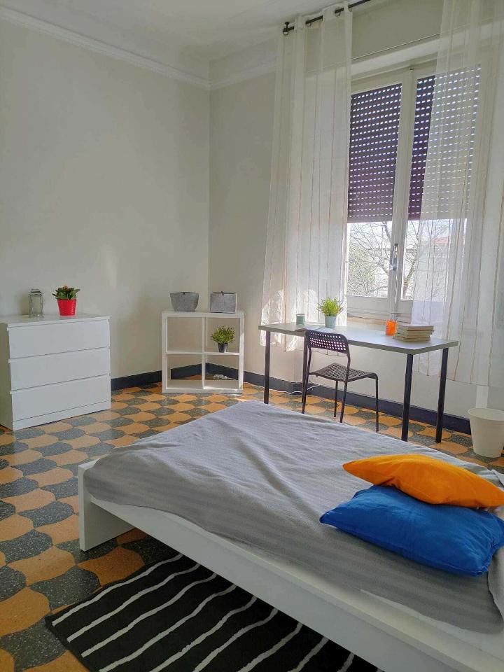 Stanza/Camera in affitto a Parma