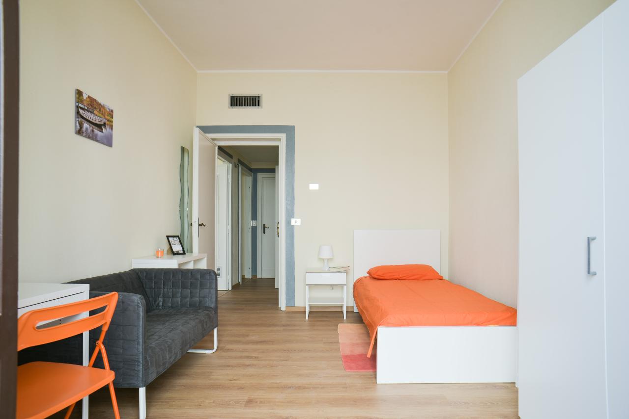 Stanza/Camera in affitto a Parma