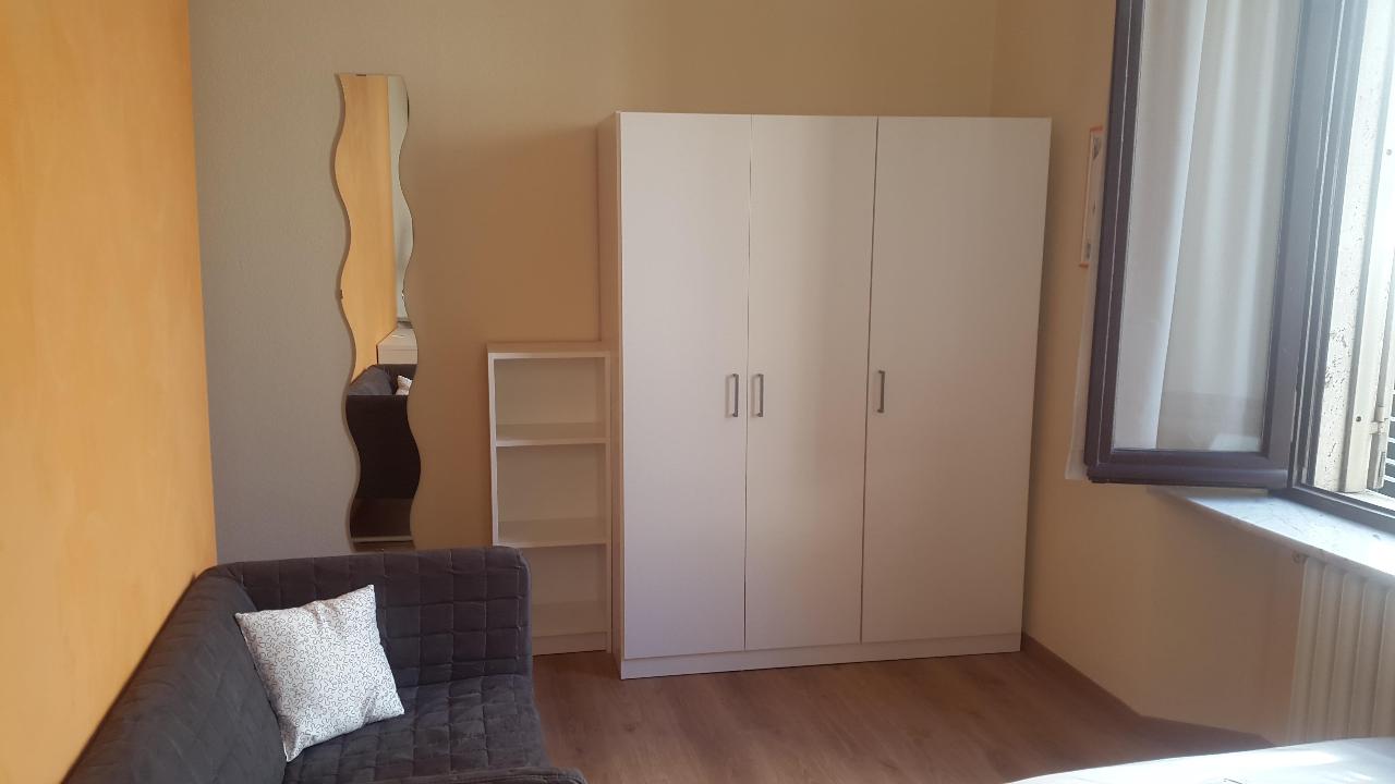 Stanza/Camera in affitto a Parma