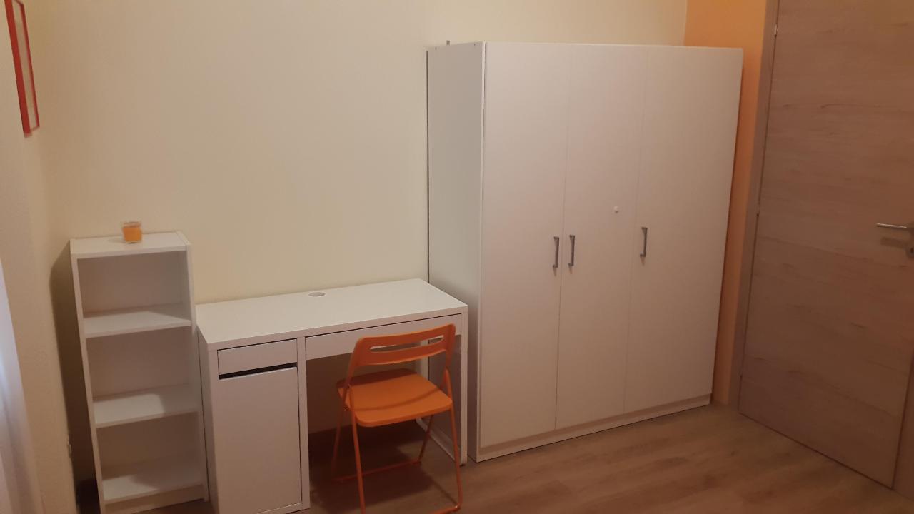 Stanza/Camera in affitto a Parma