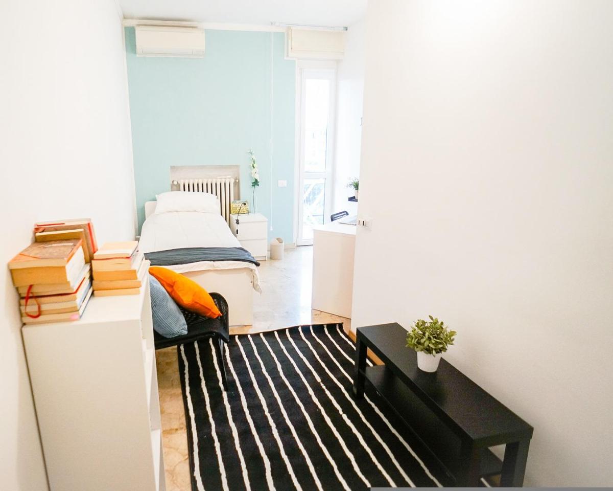 Stanza/Camera in affitto a Milano