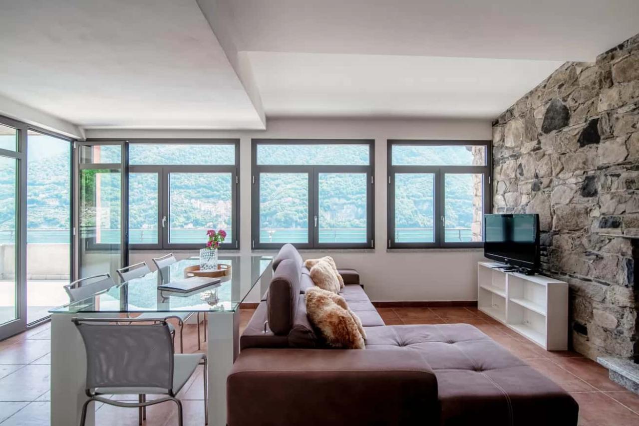 Appartamento in affitto a Laglio