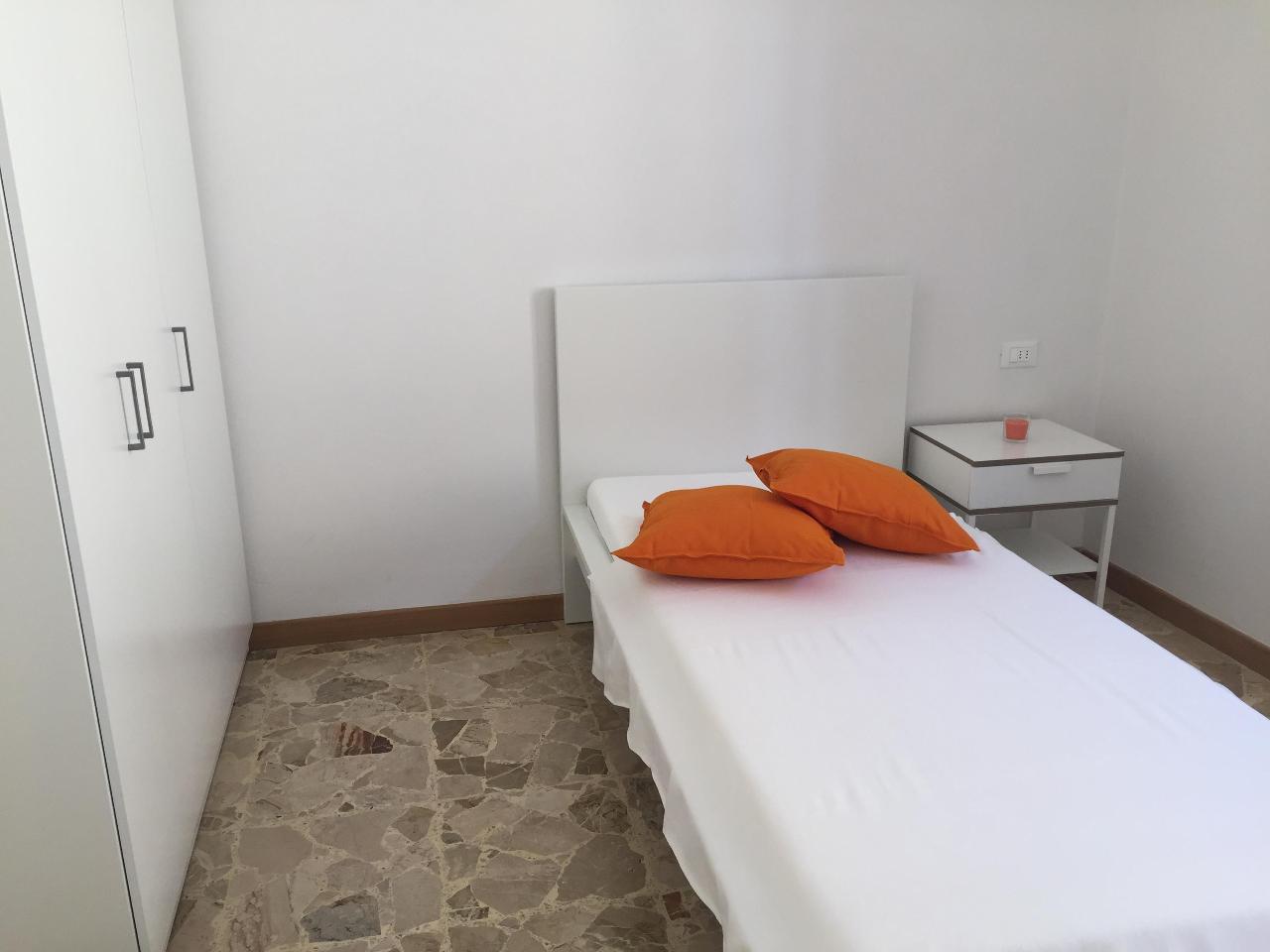 Stanza/Camera in affitto a Firenze