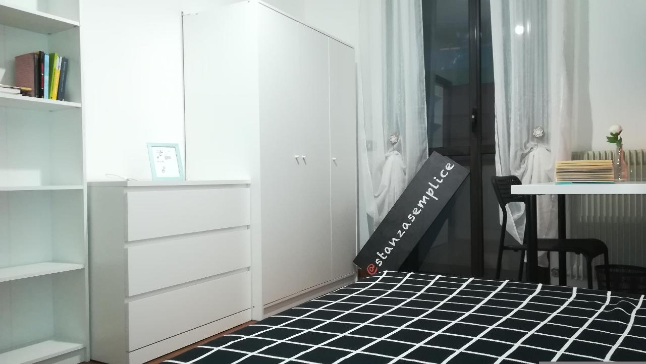 Stanza/Camera in affitto a Parma