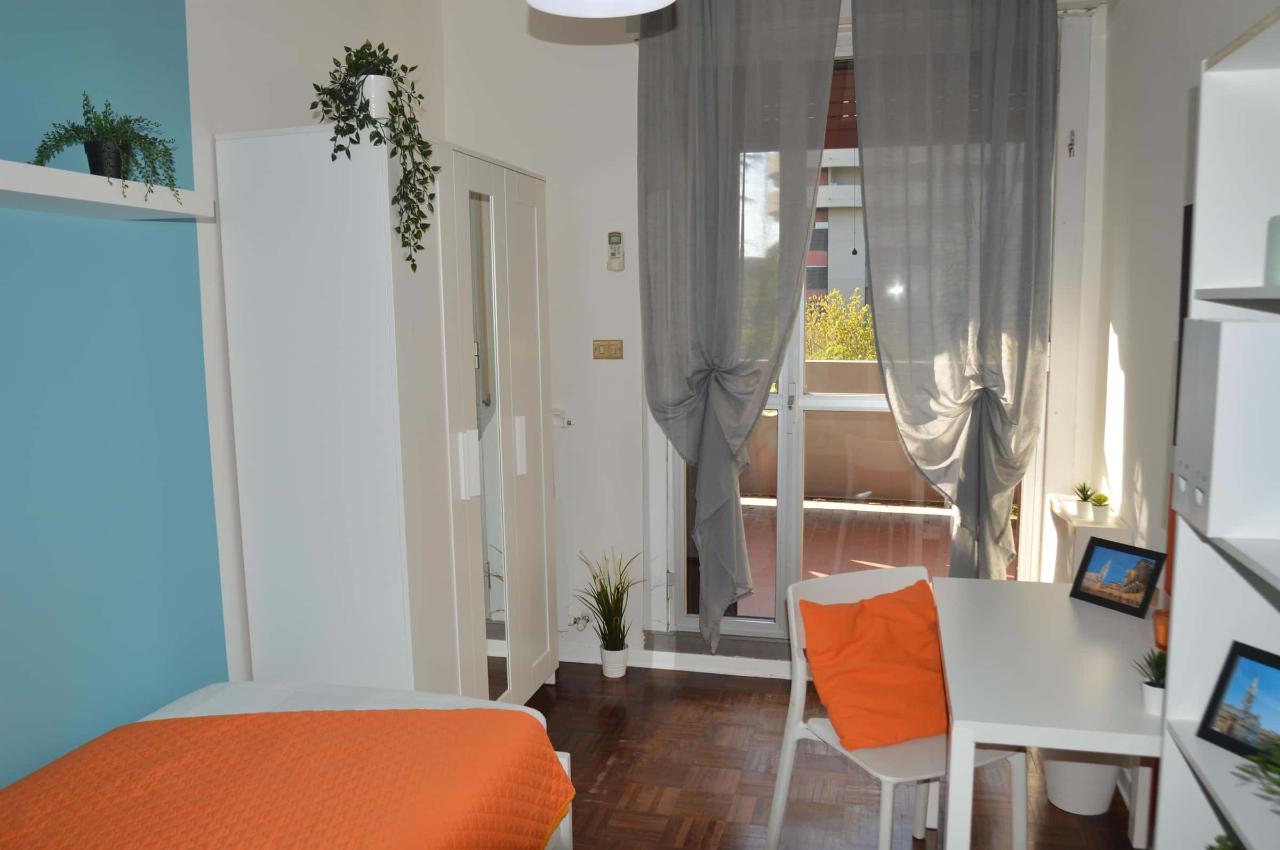 Stanza/Camera in affitto a Modena