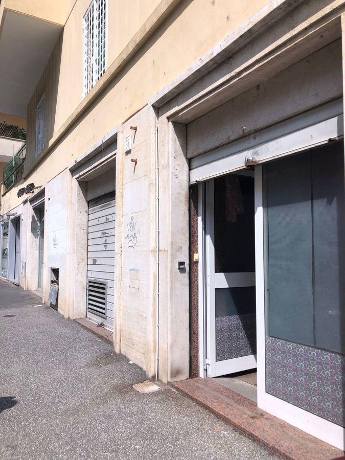 Negozio in vendita a Roma