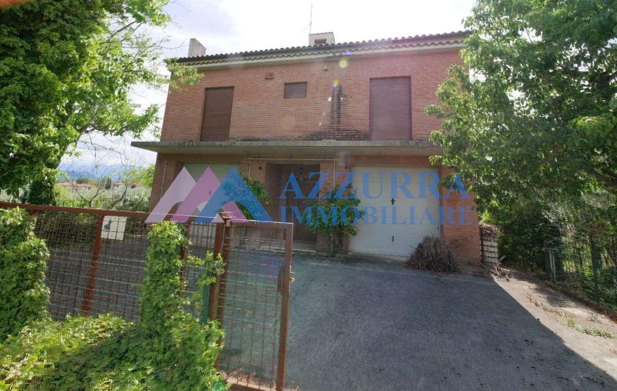 Terreno edificabile misto in vendita a Rosciano