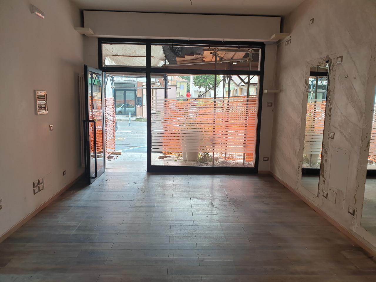 Negozio in vendita a Cesena