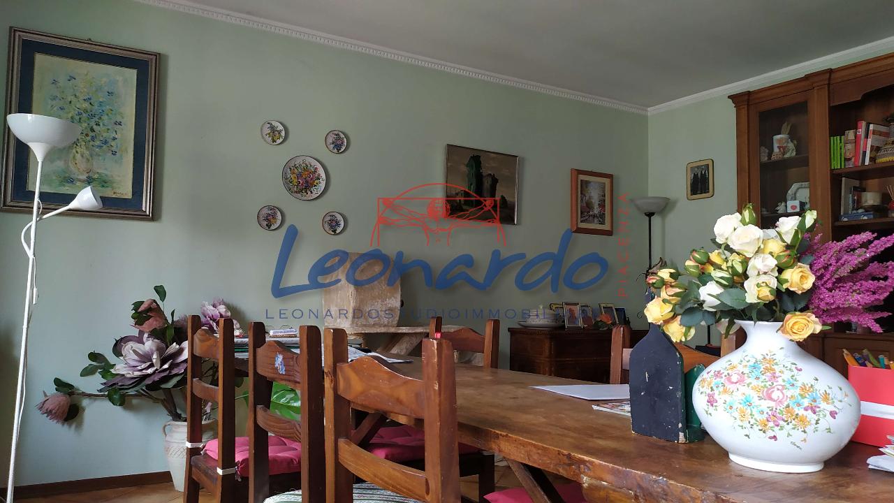 Appartamento in vendita a Piacenza