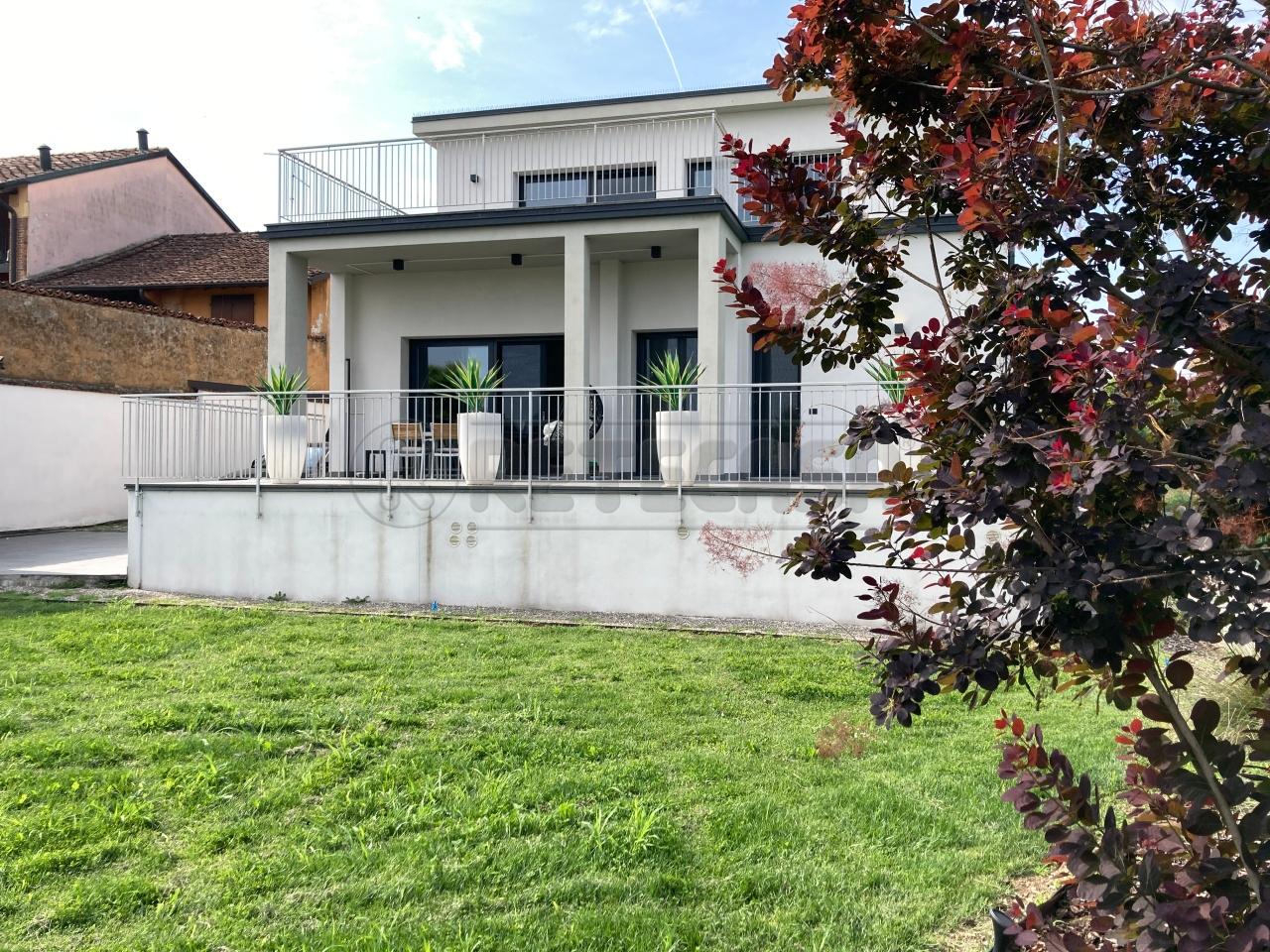 Villa in vendita a Crema