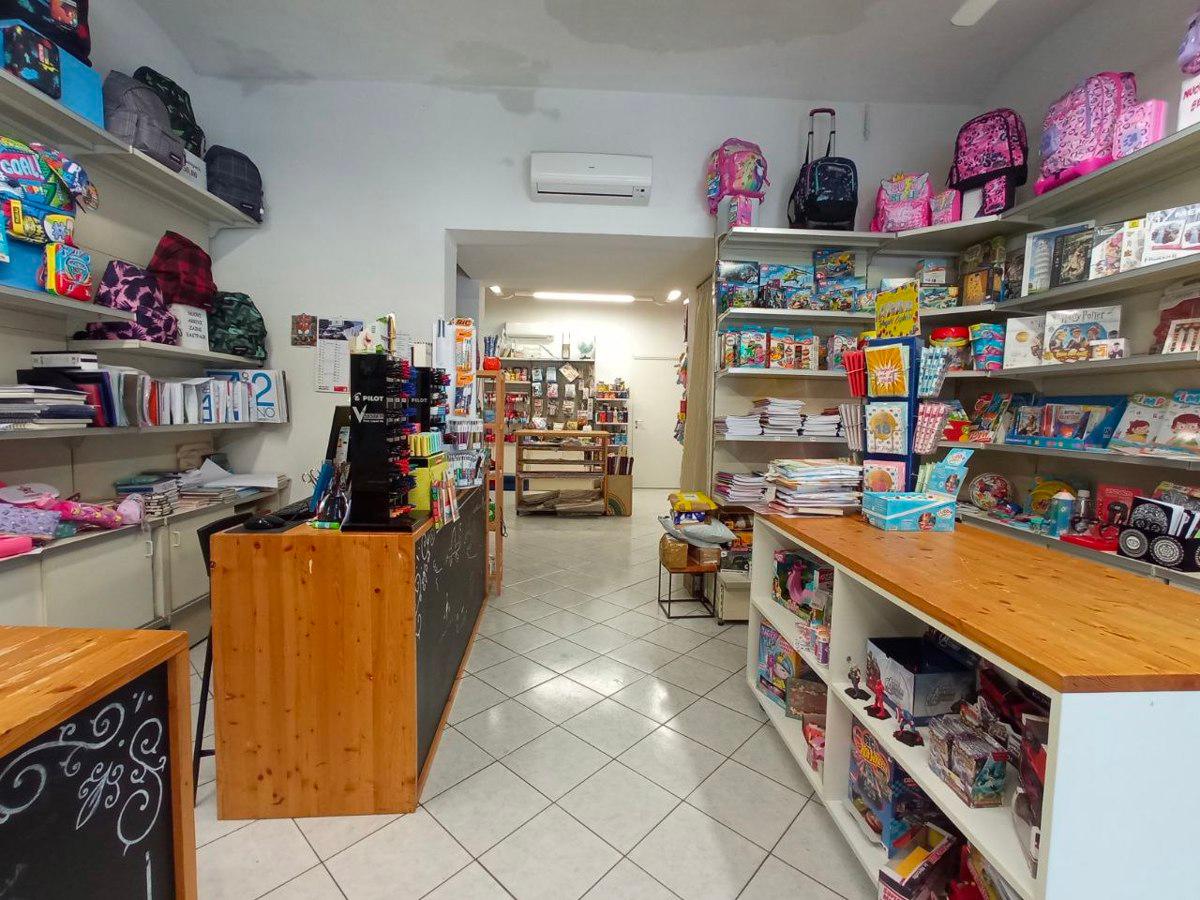 Negozio in affitto a Arezzo