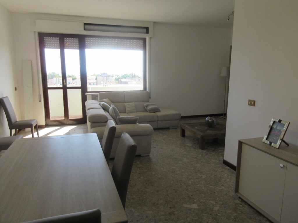 Attico in affitto a Carrara