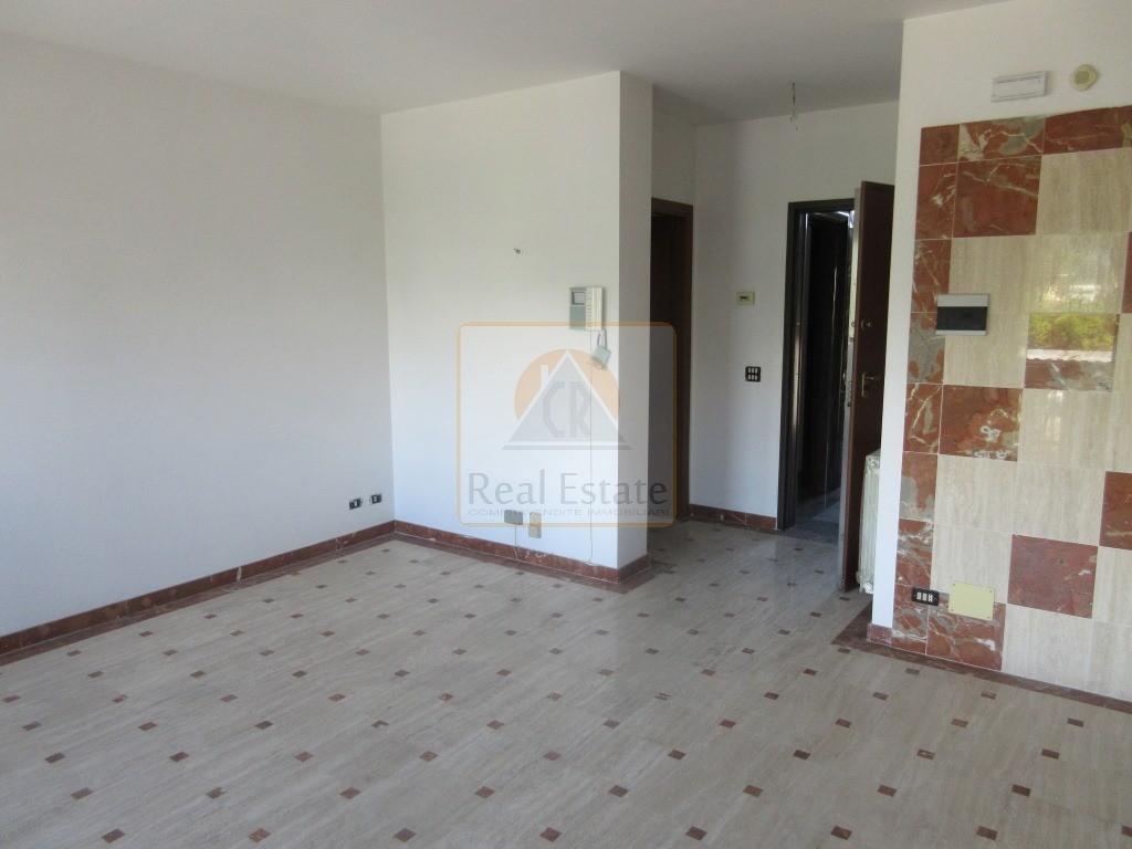 Appartamento in affitto a Carrara