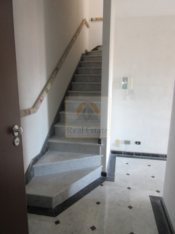 Attico in affitto a Carrara