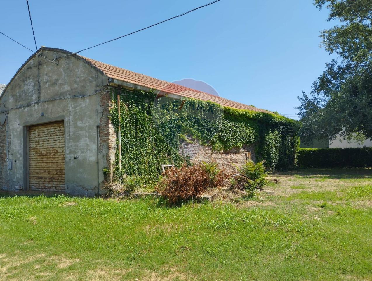 Rustico in vendita a Ferrara