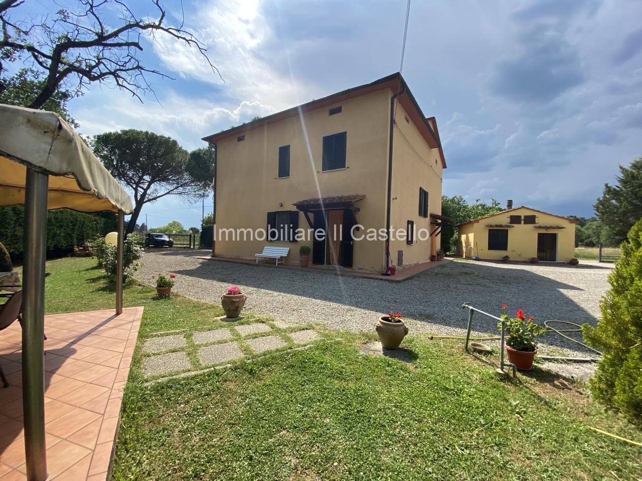 Casa indipendente in vendita a Castiglione Del Lago