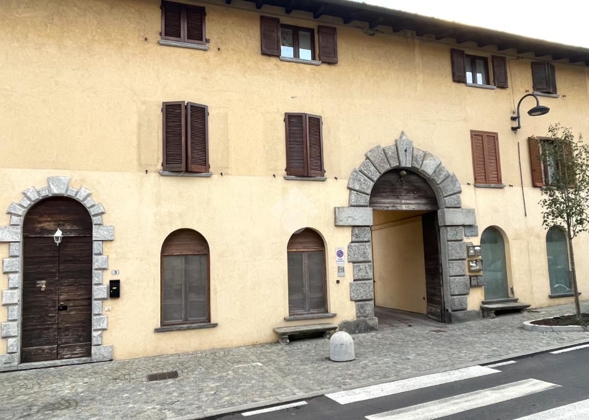 Appartamento in vendita a Vertemate Con Minoprio