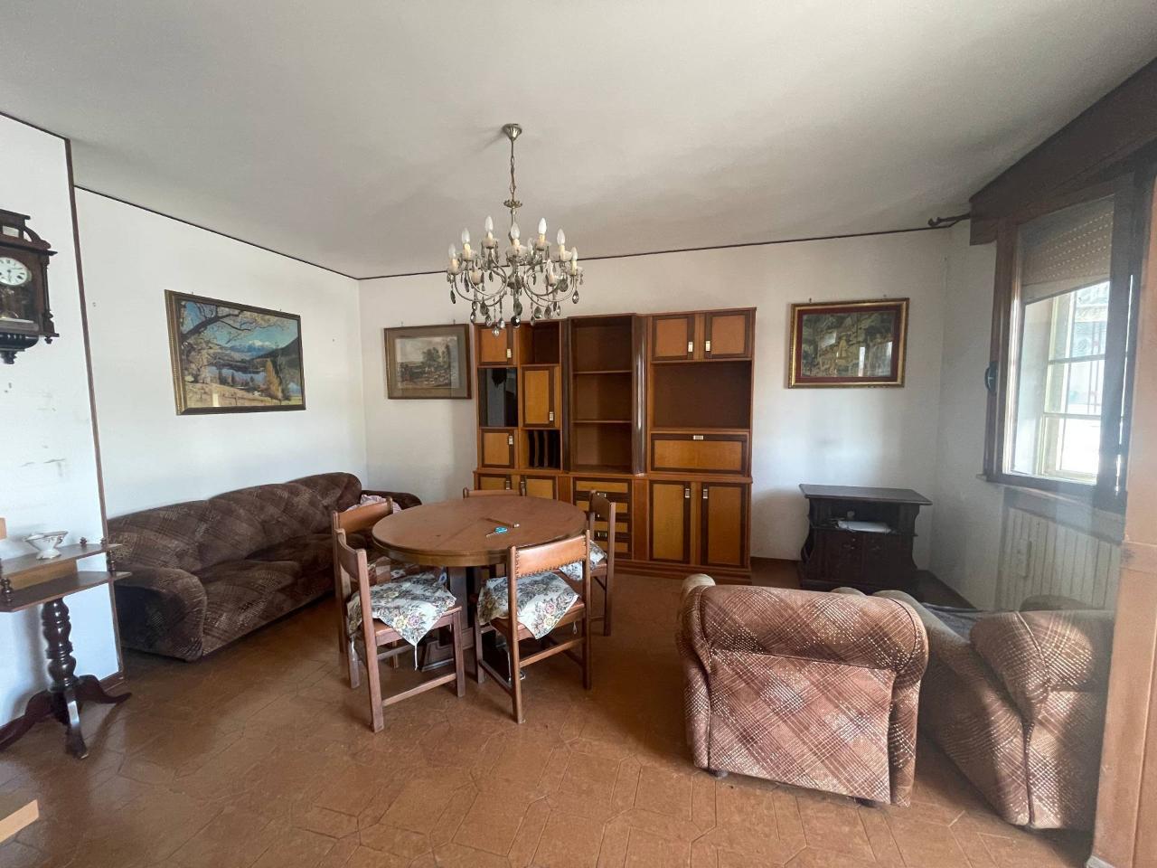 Appartamento in vendita a Tresignana