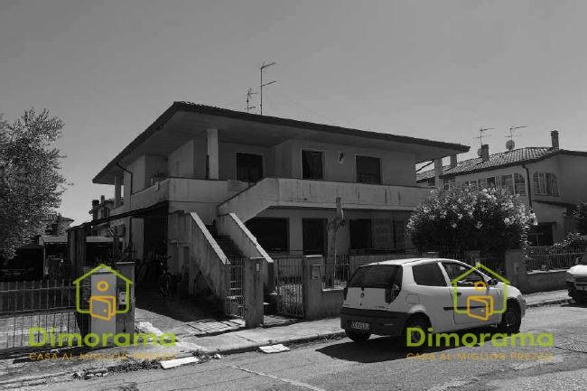 Appartamento in vendita a Goro