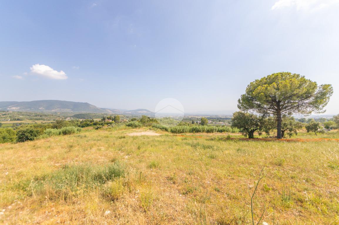 Terreno edificabile in vendita a Guidonia Montecelio