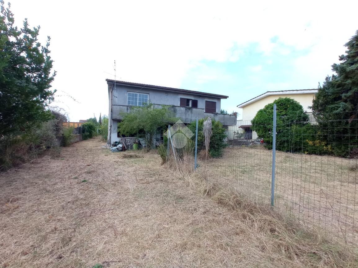 Villa in vendita a Aprilia