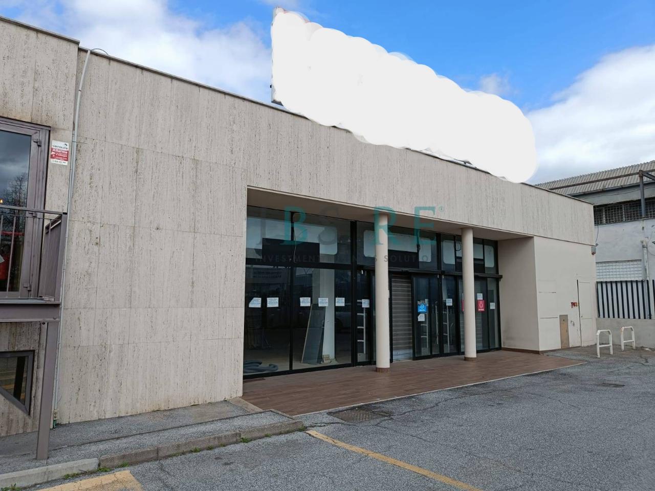 Negozio in vendita a Roma