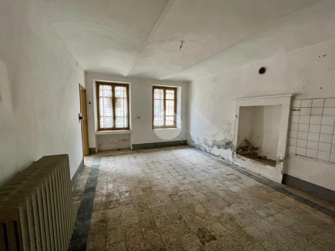 Casa indipendente in vendita a La Cassa