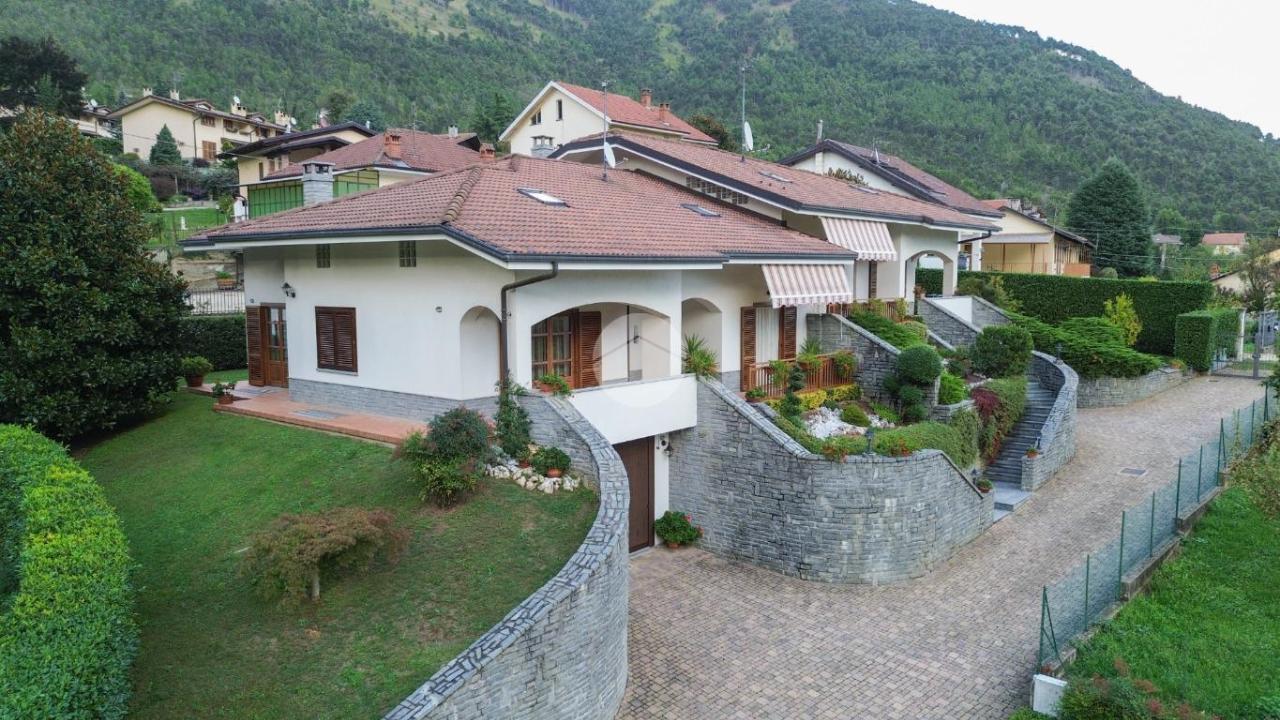 Villa in vendita a Val Della Torre