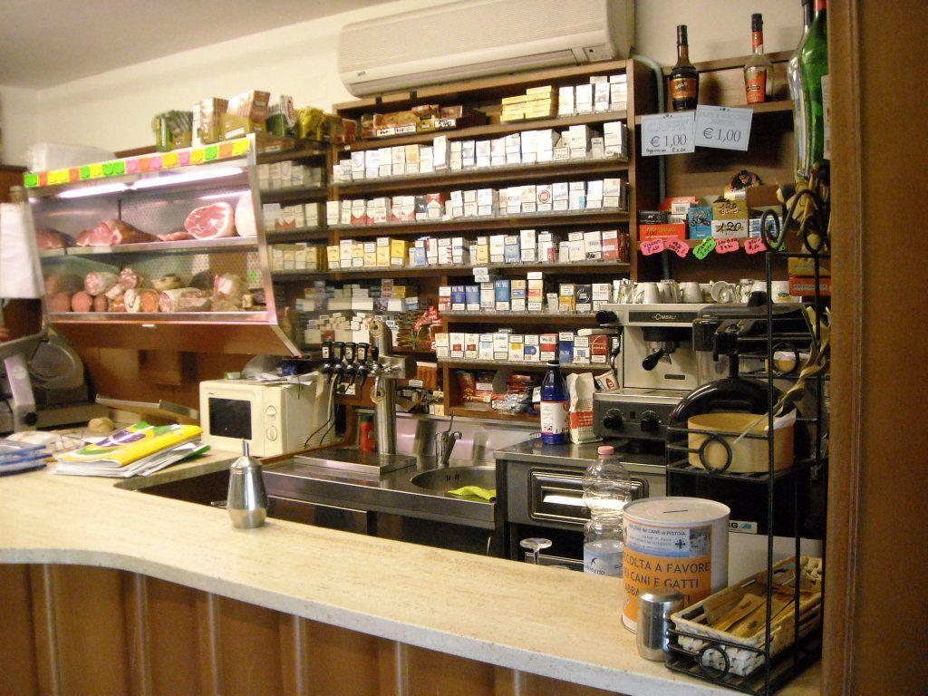 Tabaccheria in vendita a Pistoia