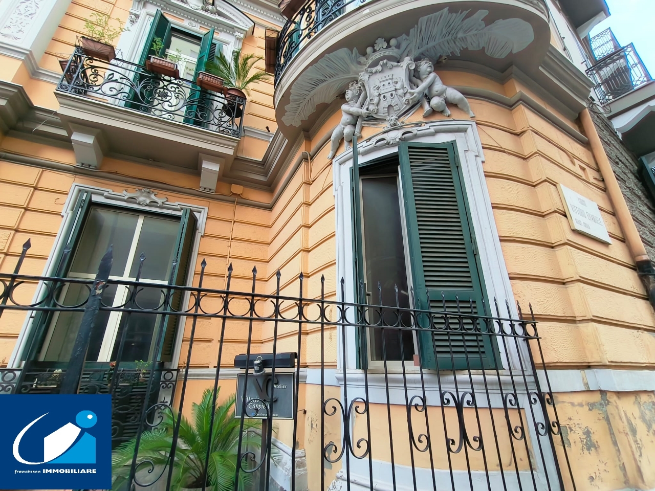 Appartamento in vendita a Napoli