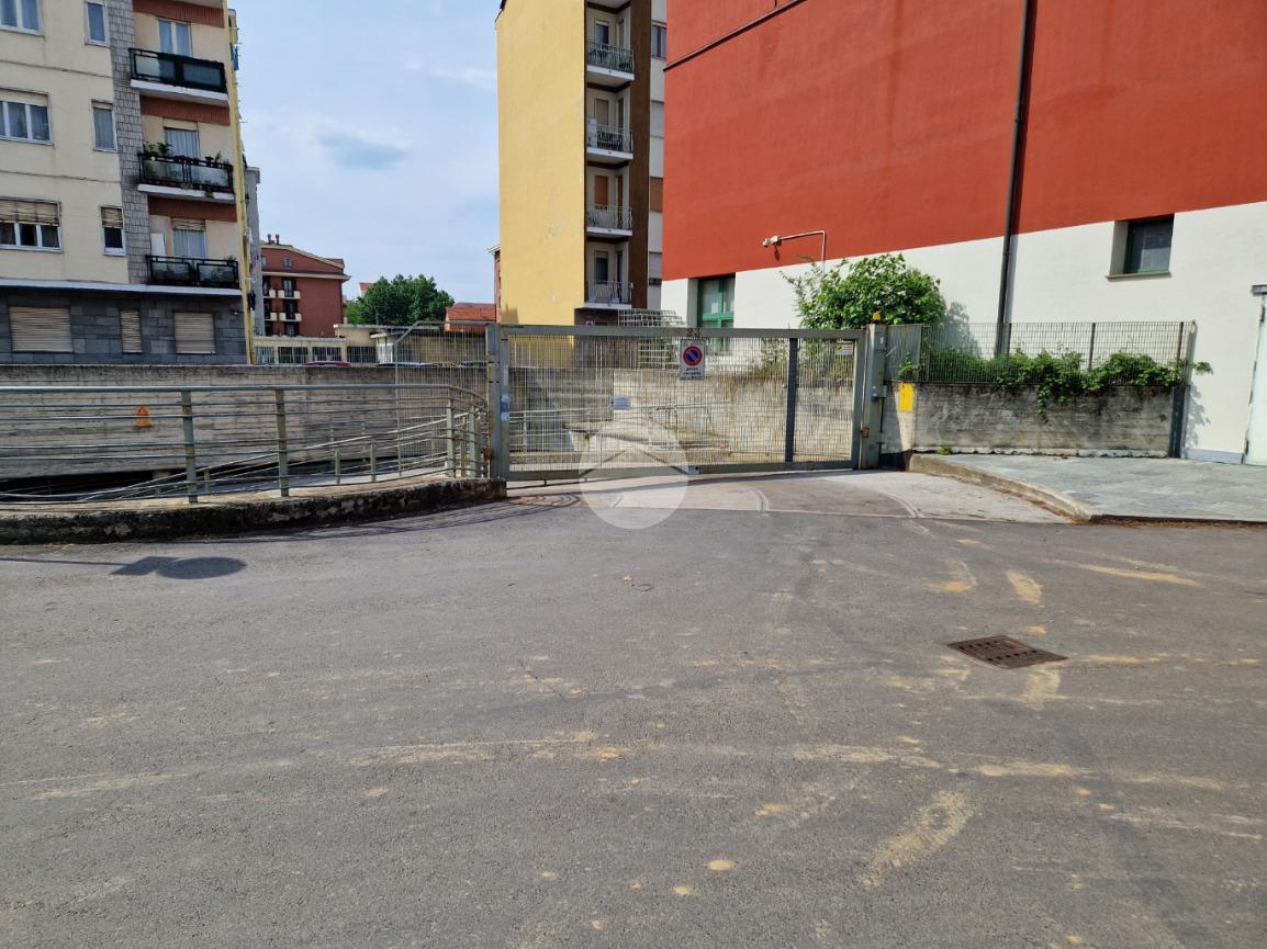 Box in vendita a Nichelino