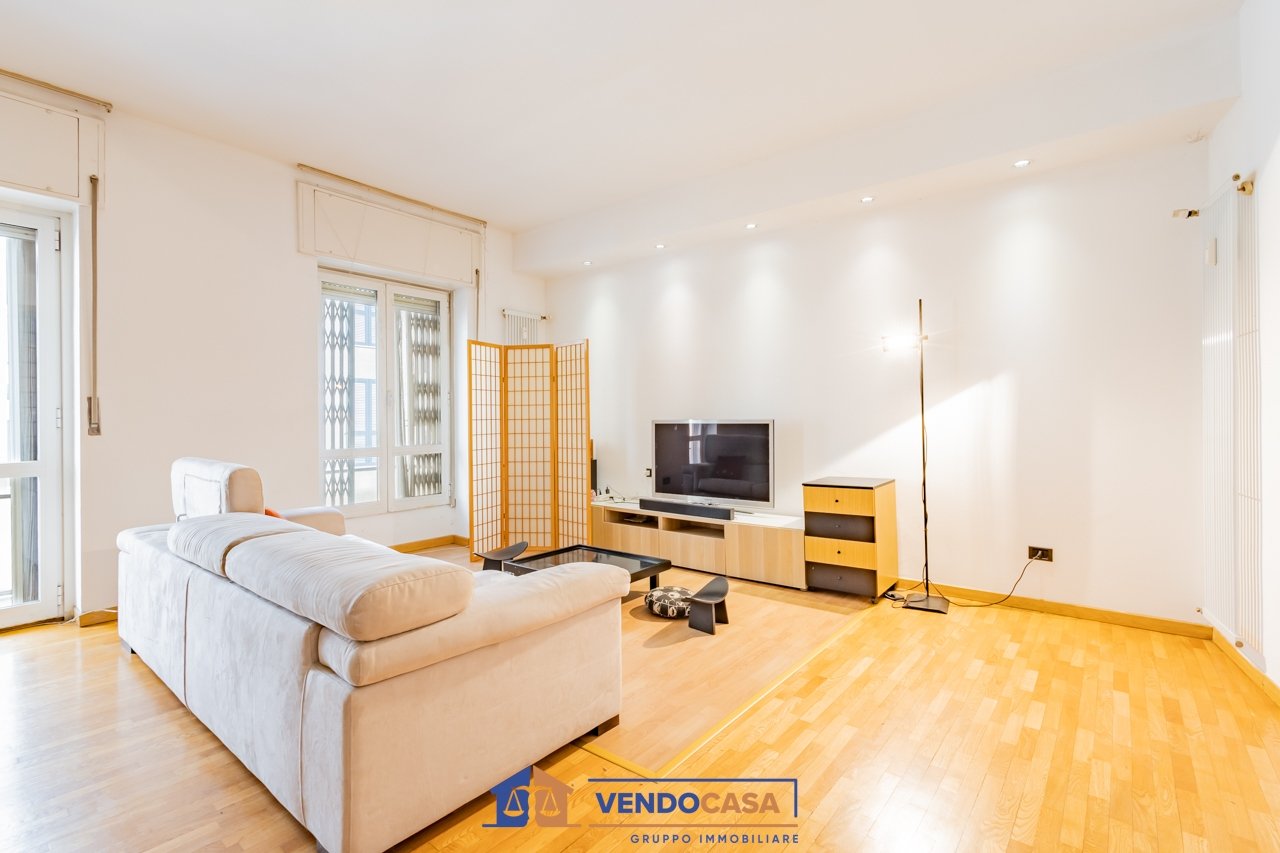 Quadrilocale in Via Braccio da Montone, Milano