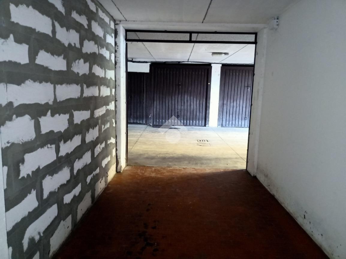 Box in vendita a Ozzano Dell'Emilia